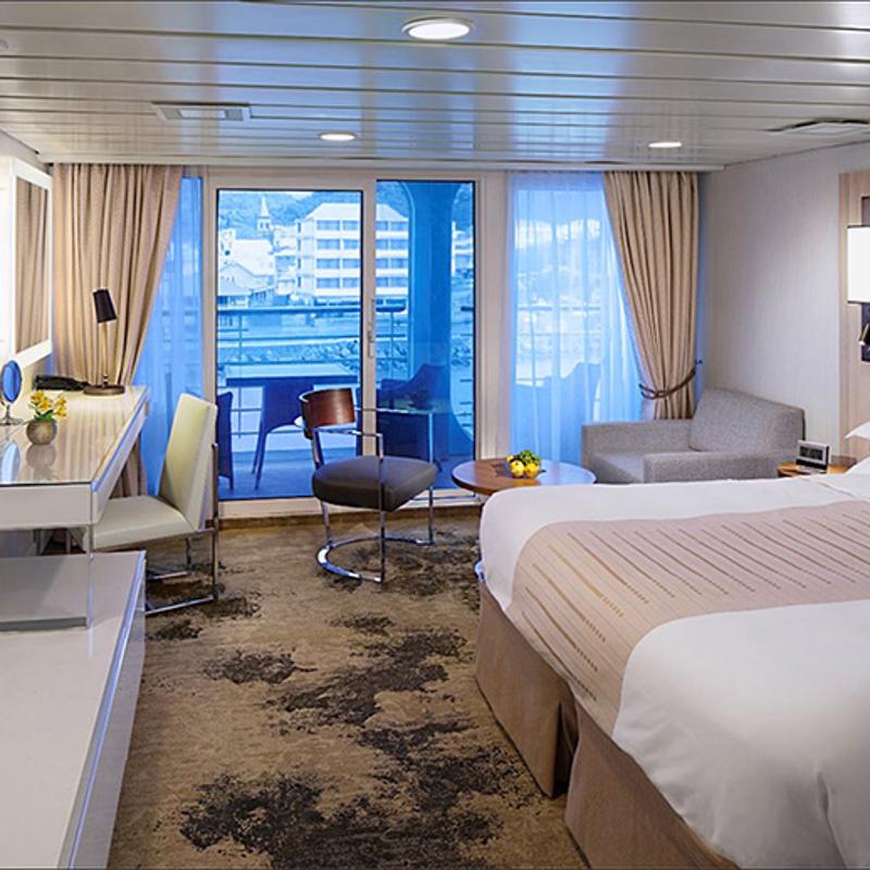 Cabins on Azamara Quest | IgluCruise